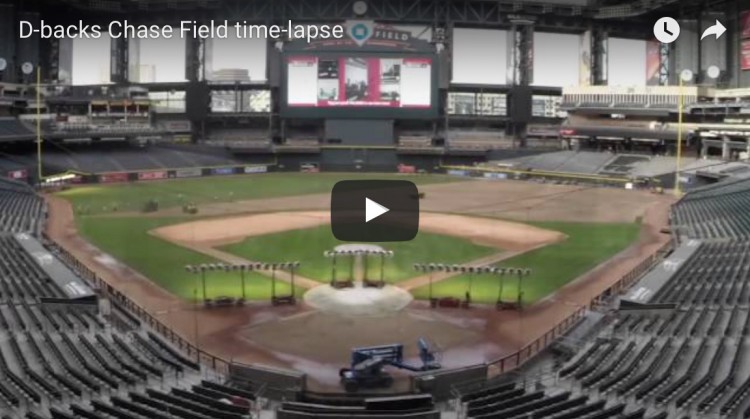 Pose en time-lapse de la pelouse du Chase Field • OStadium.com